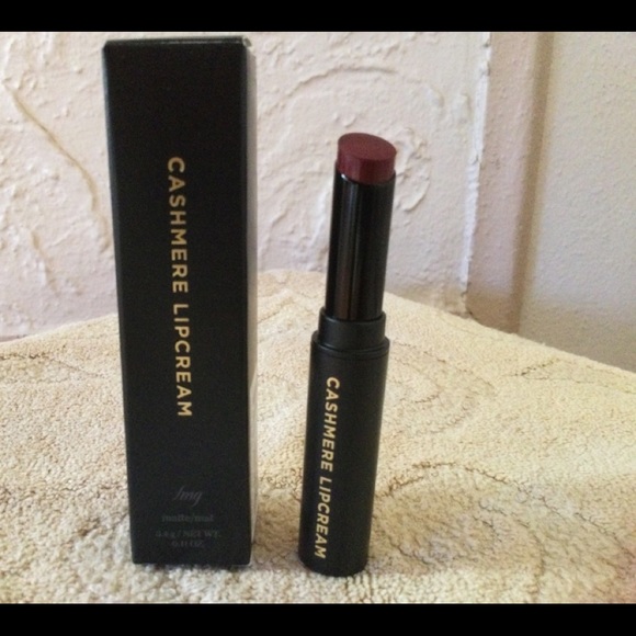 Avon | Makeup | Cashmere Lipstick | Poshmark